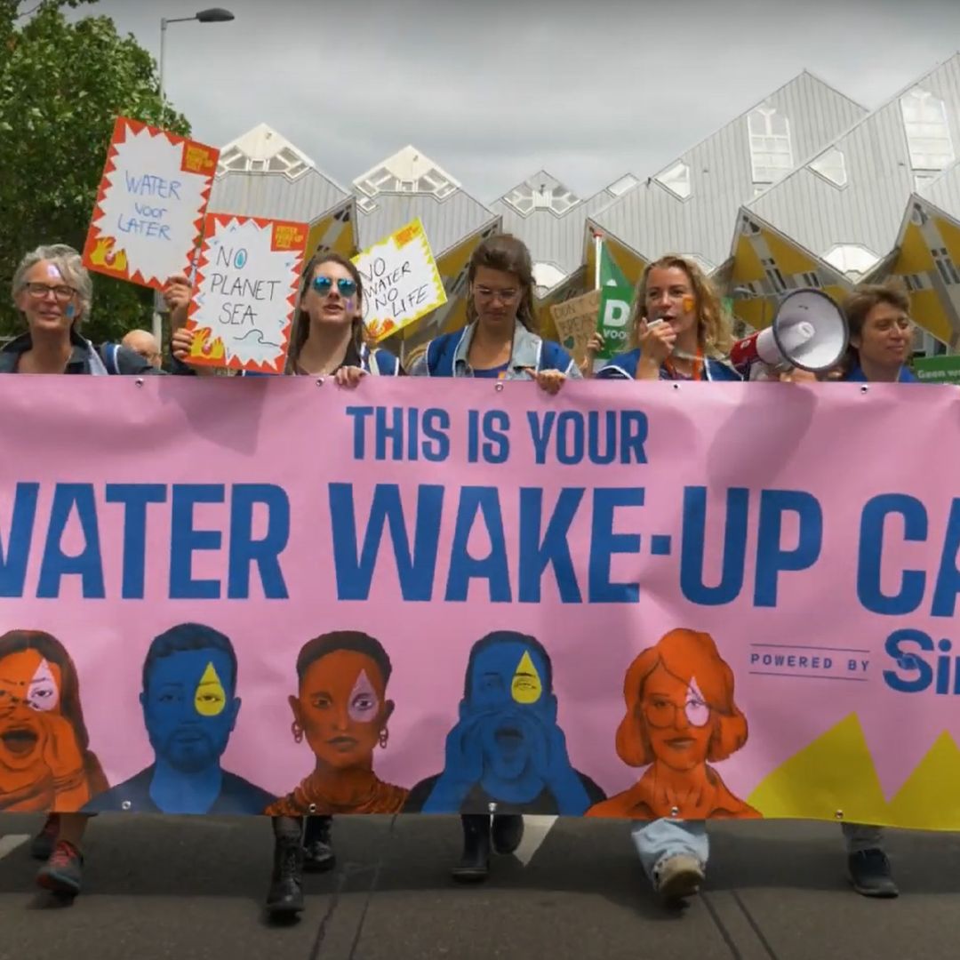 Morgane Lambert — Water Wake-Up Call - Campaign - Morgane Lambert ...
